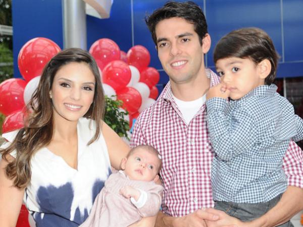 Kaká reúne a família e amigos no aniversário do filho, Luca - Floriano News